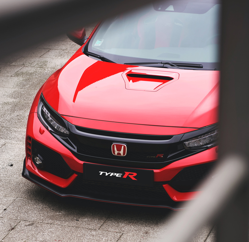 The Ultimate Guide to the Honda Civic Type R: From its History to ...